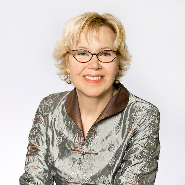 Linda Heinen | Agents | Dream Town Real Estate